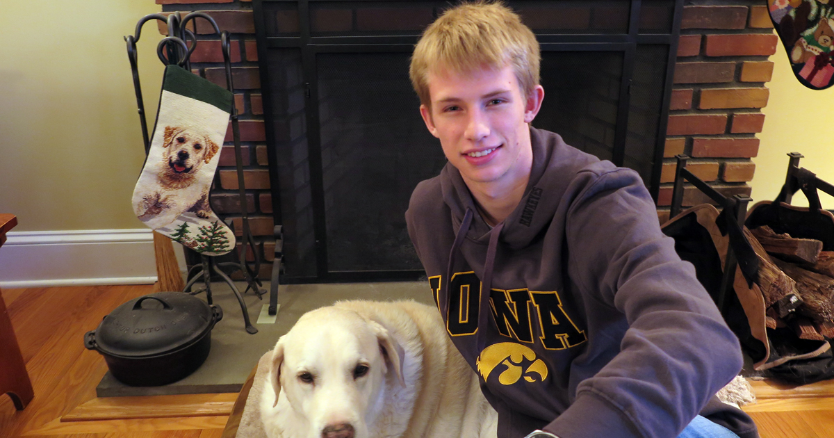 Island Profile: Shelter Island’s Kal Lewis is running his way to Iowa ...